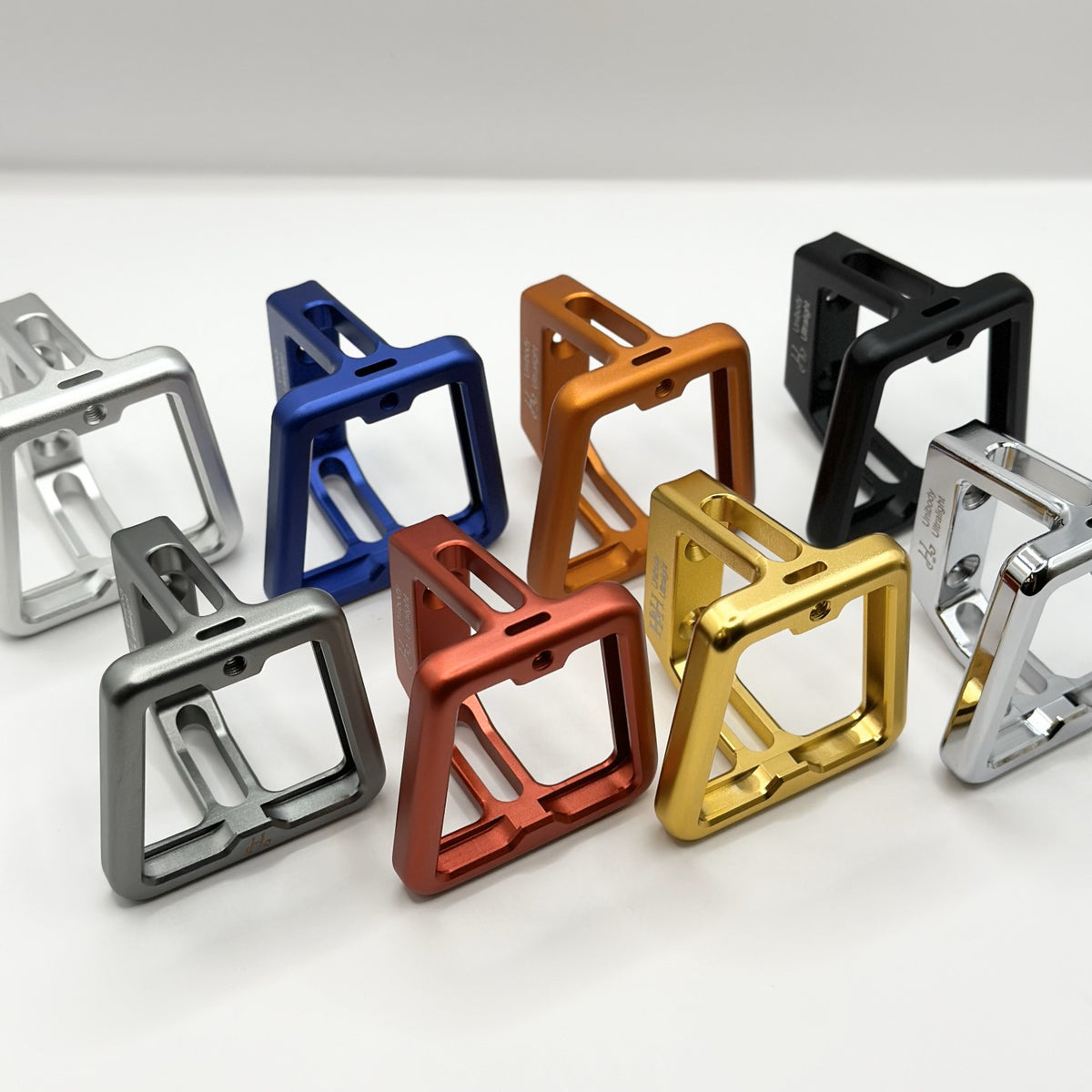 Brompton Front Carrier Block – Cyclopes Co